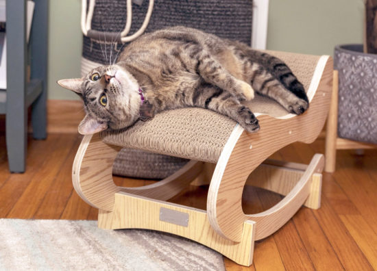 Wooden “Rocking Chair” for Cats • hauspanther