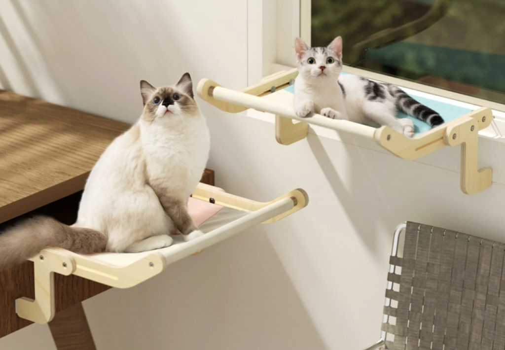 Versatile Cat Perch Attaches to Windowsill, Bed Frame, Dresser Drawer ...