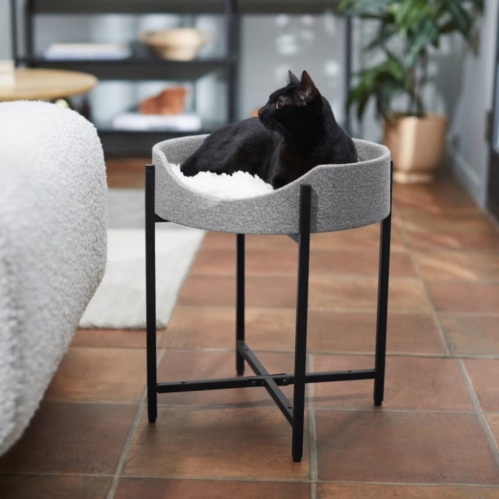 Frisco Raised Cat Beds, Affordable & Stylish • hauspanther